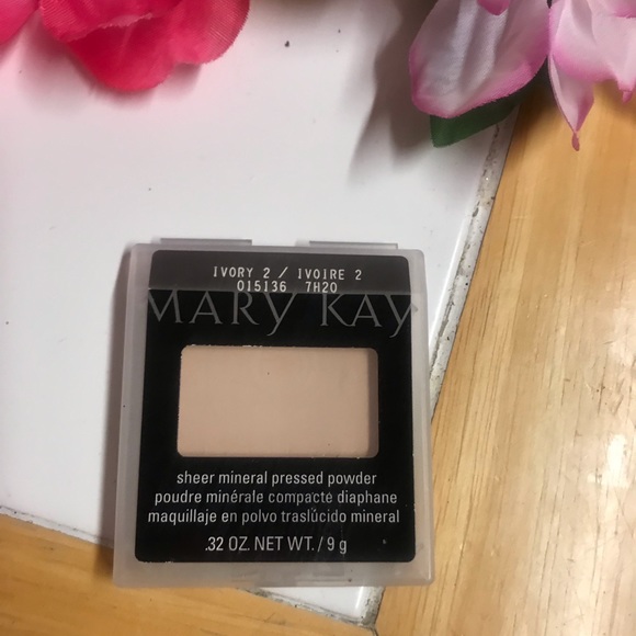 Mary Kay | Makeup | Ivory 2 Sheer Mineral Pressed Powder Mary Kay ...